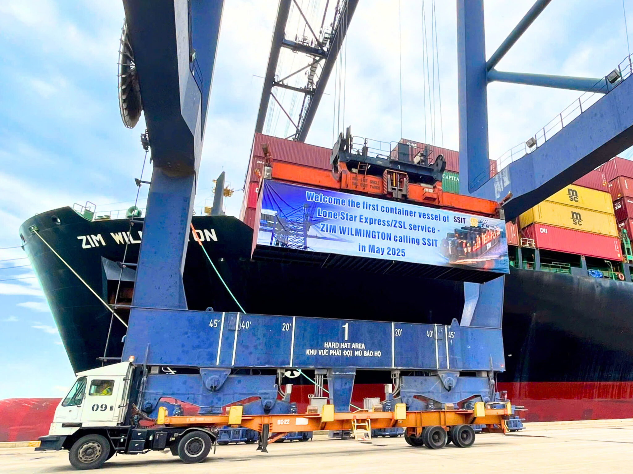 SSIT welcomes the first vessel of Lone Star Express/ZSL service to US ...